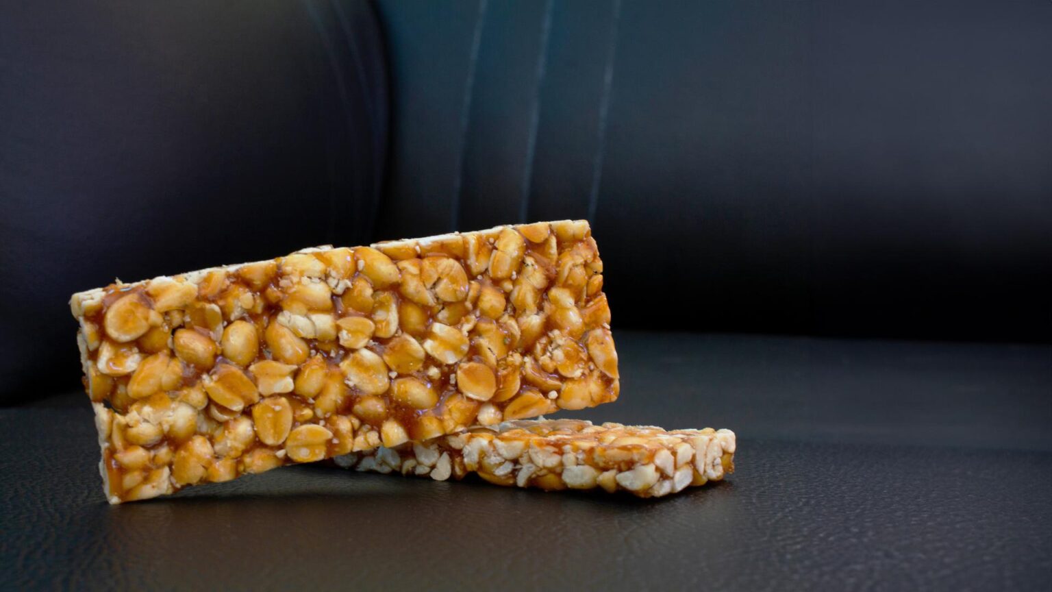Health benefits of Peanut chikki - SMS Food